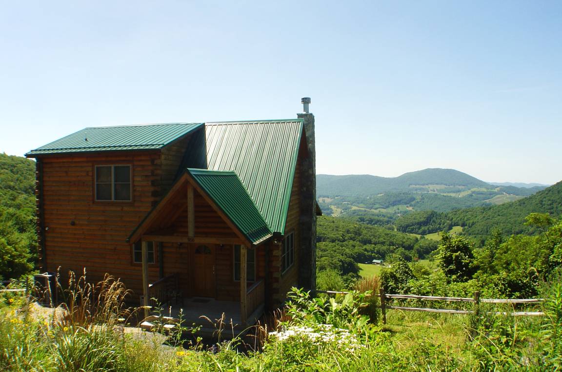 139 M² House ∙ 3 Bedrooms ∙ 6 Guests - West Jefferson, NC
