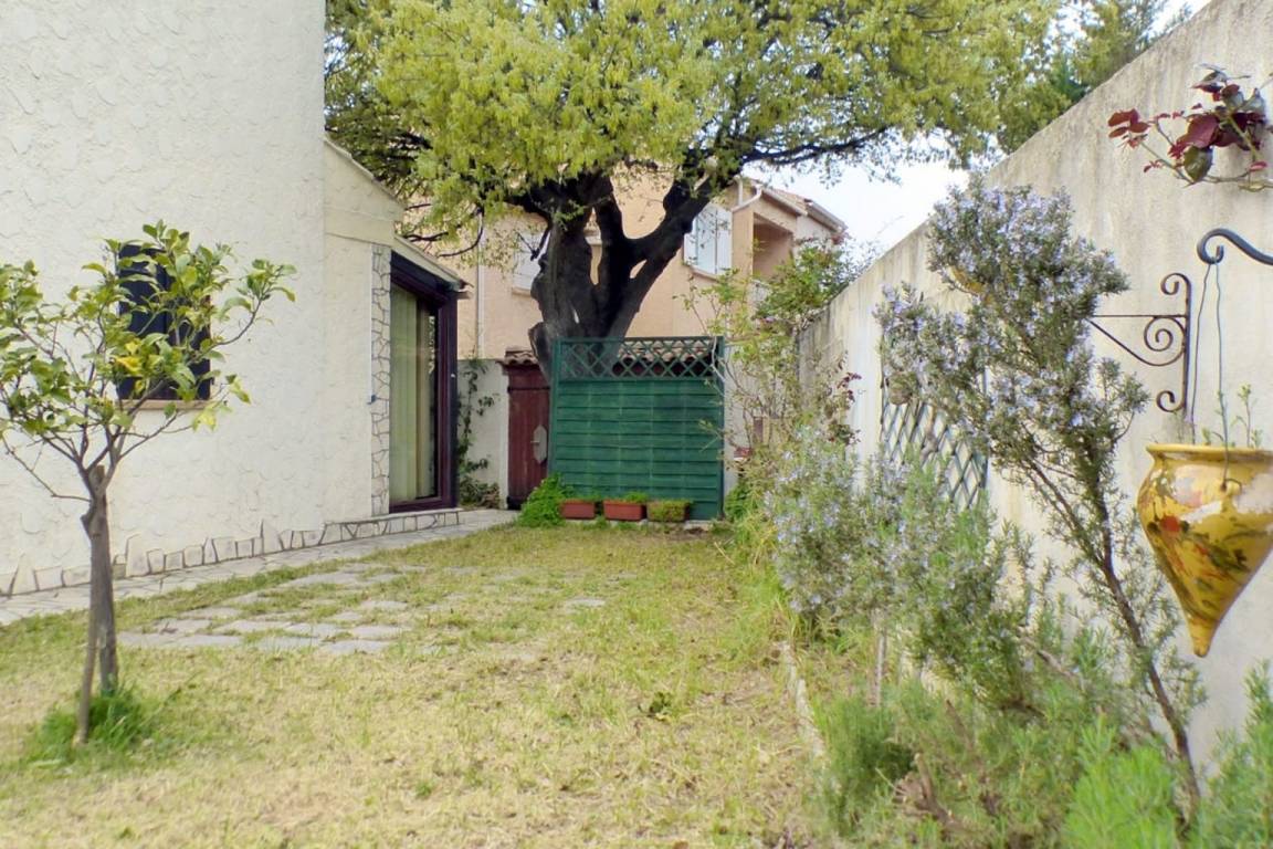 100 M² Maison De Vacances ∙ 3 Chambres ∙ 8 Personnes - Var