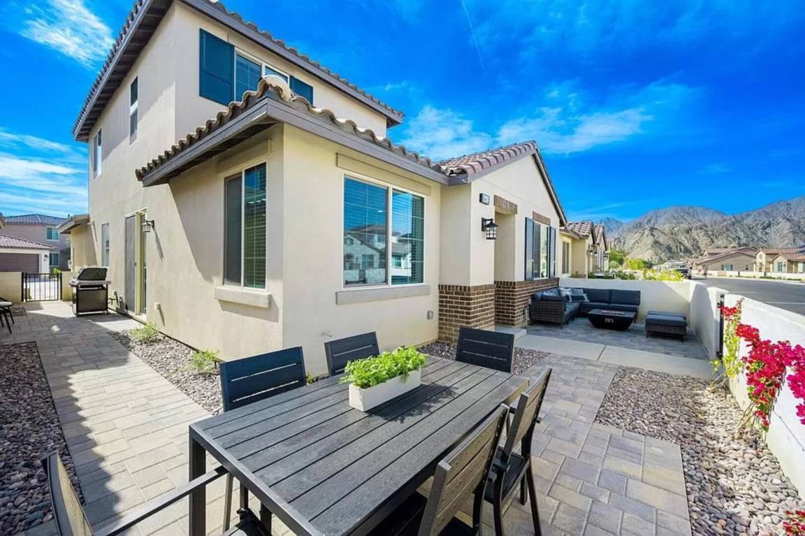 185 M² House ∙ 3 Bedrooms ∙ 6 Guests - La Quinta, CA