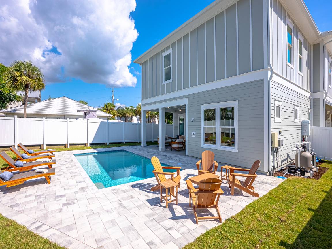 290 M² House ∙ 5 Bedrooms ∙ 18 Guests - Panama City Beach, FL