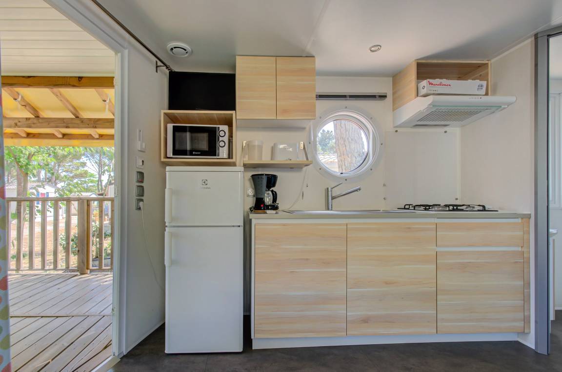 25 M² Caravan ∙ 2 Bedrooms ∙ 4 Guests - Sète