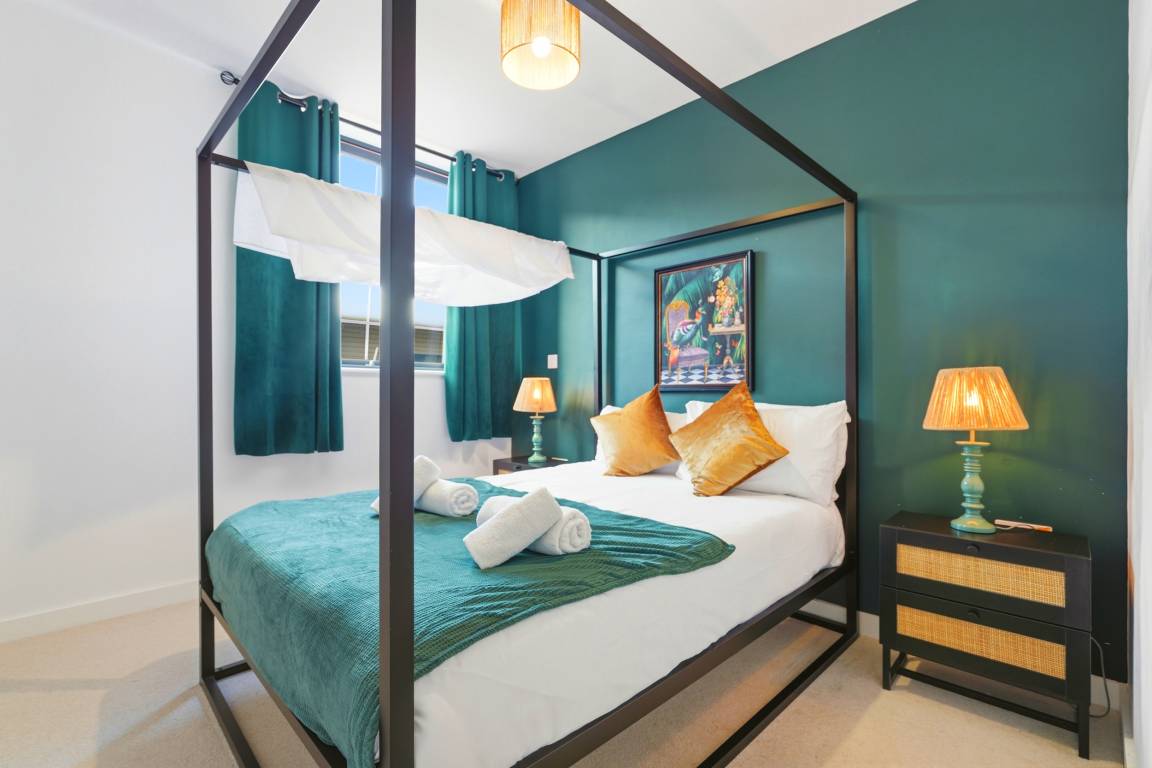 Apartment ∙ 1 Bedroom ∙ 4 Guests - Aston - Birmingham