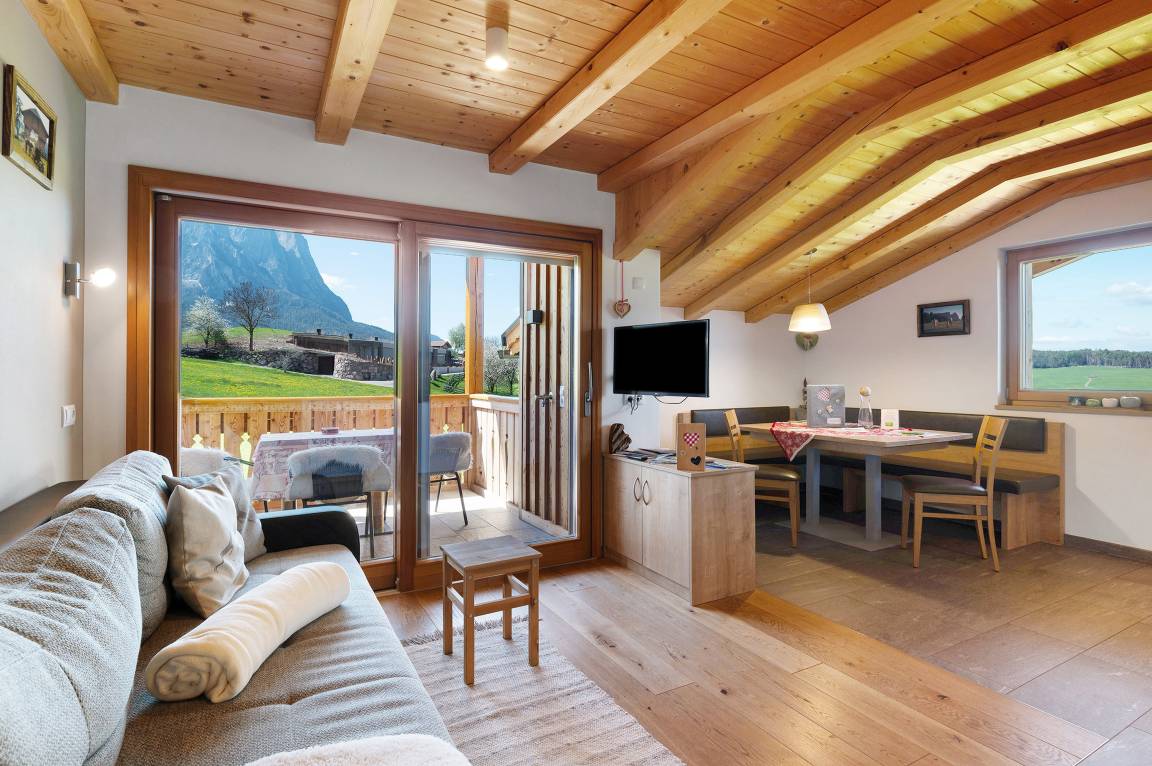 64 M² Ferienwohnung ∙ 2 Schlafzimmer ∙ 6 Gäste - Seis