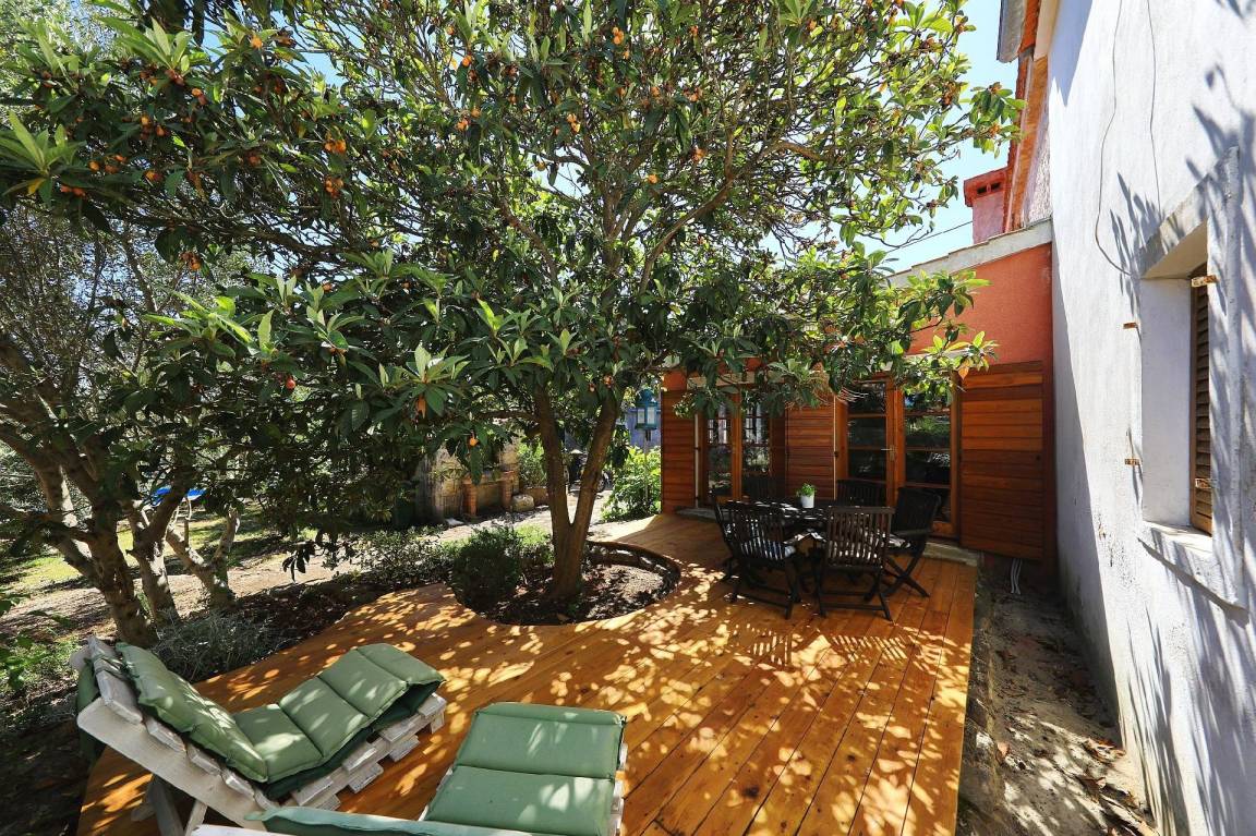 105 M² Ferienhaus ∙ 2 Schlafzimmer ∙ 5 Gäste - Sukošan
