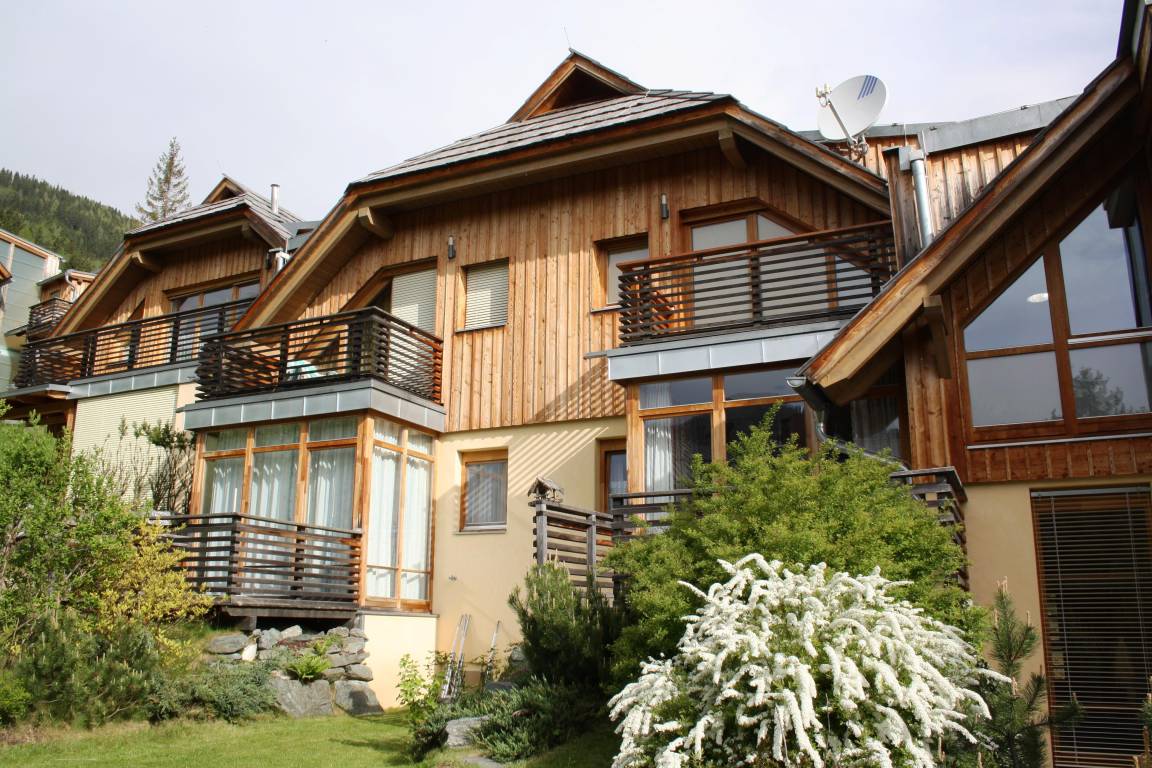 65 M² Ferienwohnung ∙ 2 Schlafzimmer ∙ 6 Gäste - Bad Kleinkirchheim