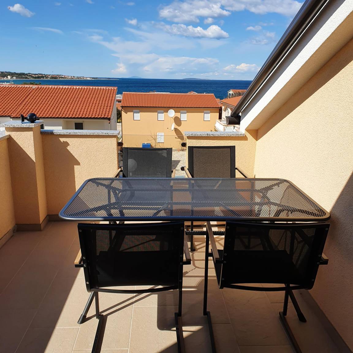 65 M² Apartamento ∙ 2 Habitaciones ∙ 4 Huéspedes - Vir