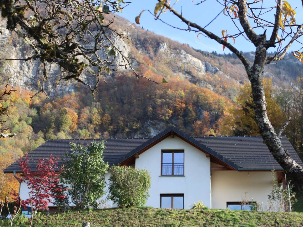150 M² Casa ∙ 5 Habitaciones ∙ 9 Huéspedes - Lac d'Aiguebelette