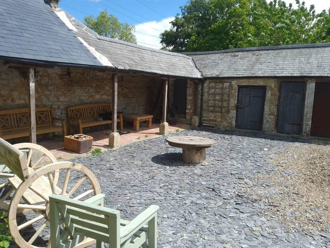 120 M² Cottage ∙ 3 Bedrooms ∙ 6 Guests - Durham