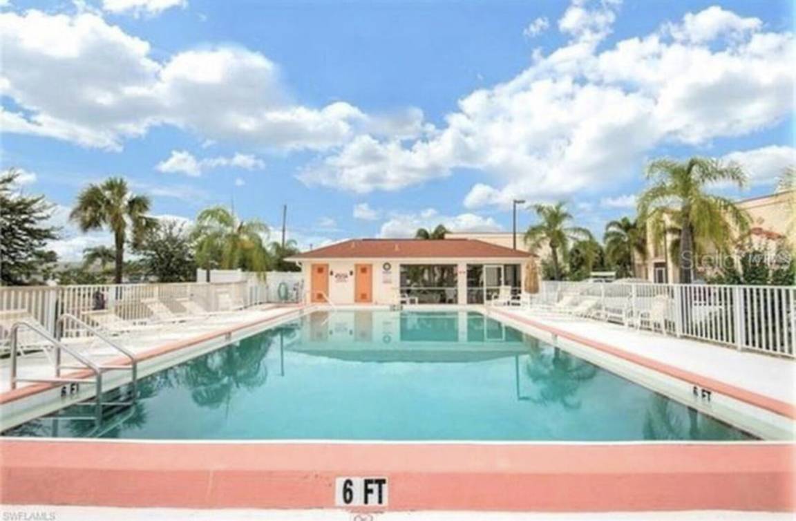 126 M² Ferienwohnung ∙ 2 Schlafzimmer ∙ 3 Gäste - Port Charlotte, FL