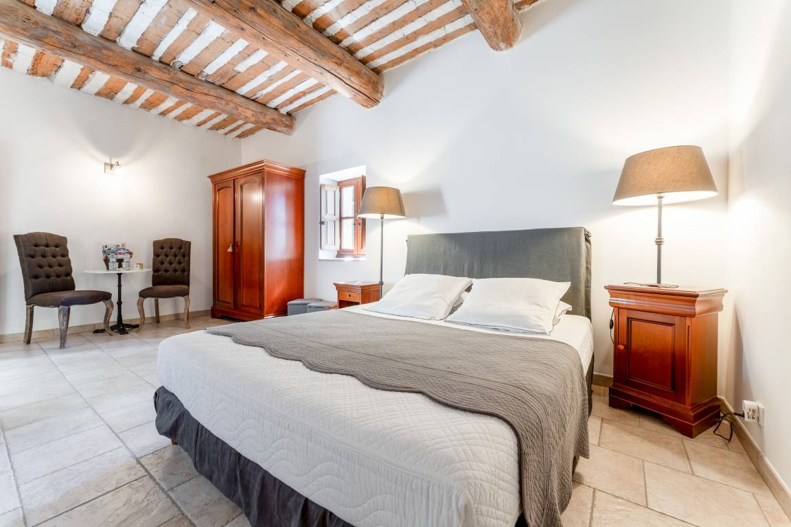 30 M² Chambre D'hôtes ∙ 1 Chambre ∙ 2 Personnes - Gigondas