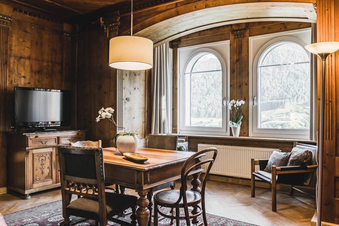 130 M² Apartment ∙ 3 Bedrooms ∙ 9 Guests - Val Gardena