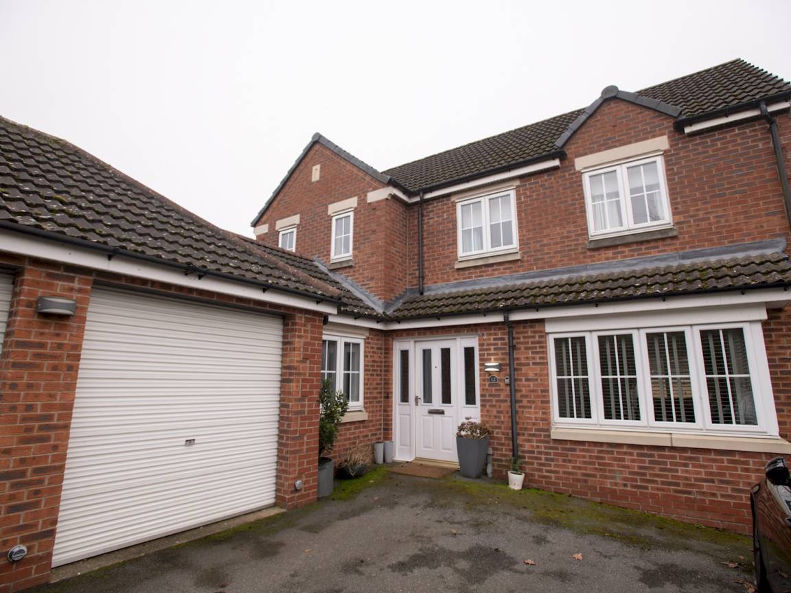 111 M² House ∙ 4 Bedrooms ∙ 6 Guests - Lincoln