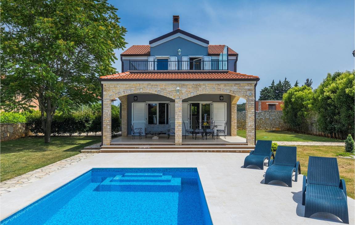 95 M² Huis ∙ 2 Slaapkamers ∙ 6 Gasten - Banjole