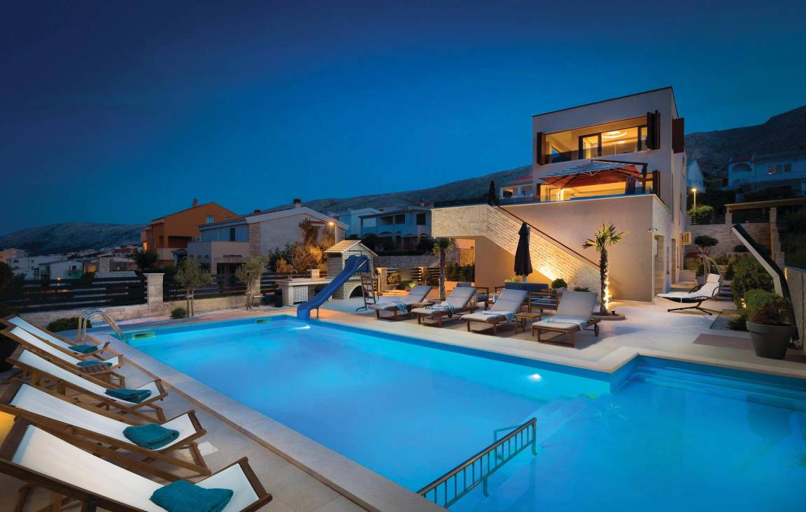 350 M² Casa ∙ 7 Habitaciones ∙ 14 Huéspedes - Pag