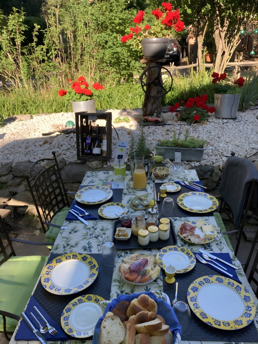 22 M² Chambre D'hôtes ∙ 1 Chambre ∙ 2 Personnes - Lauris