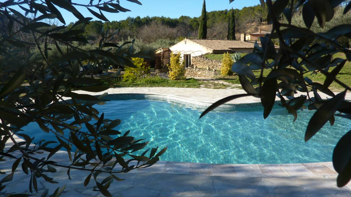 115 M² Huis ∙ 2 Slaapkamers ∙ 6 Gasten - Salernes