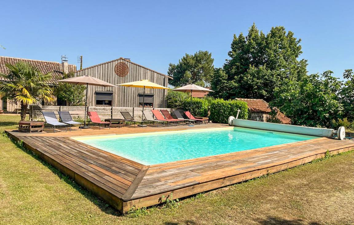 300 M² Maison De Vacances ∙ 3 Chambres ∙ 12 Personnes - Gironde