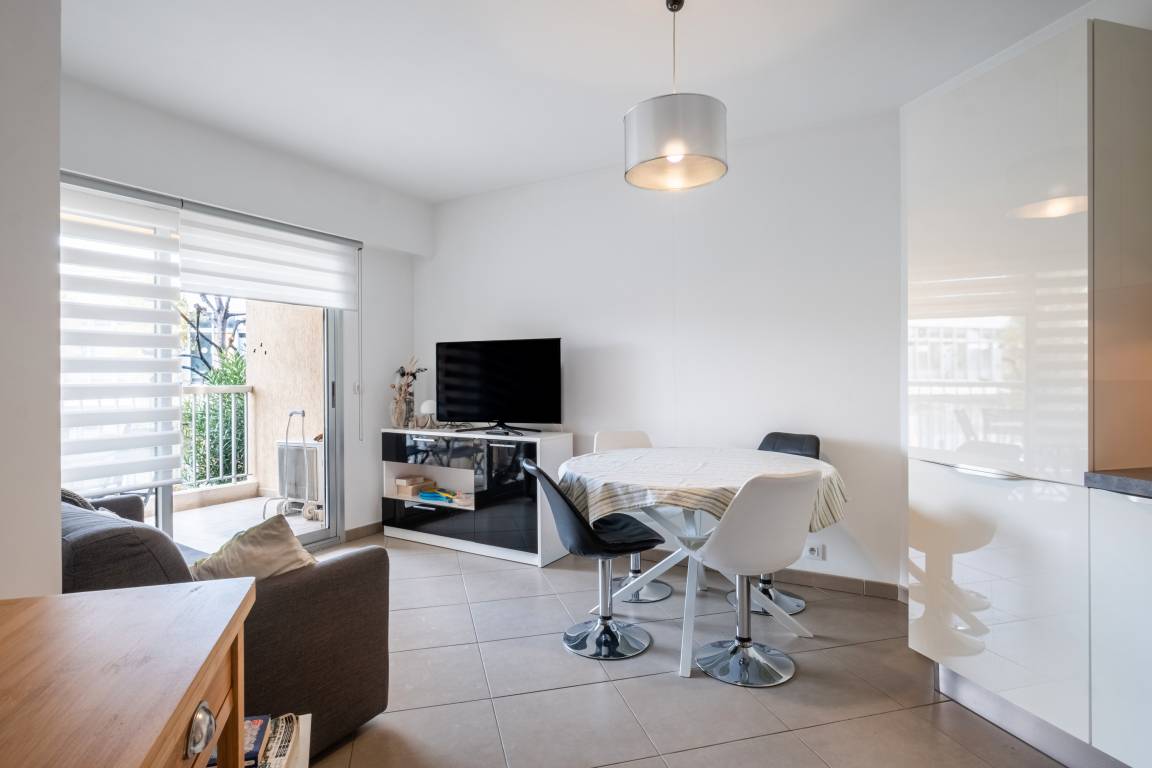 36 M² Apartment ∙ 1 Bedroom ∙ 4 Guests - Vence