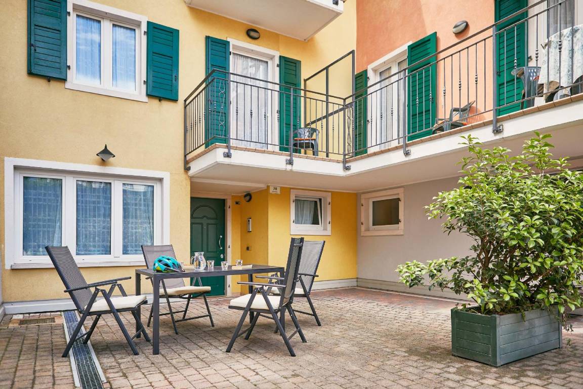 98 M² Maison De Vacances ∙ 3 Chambres ∙ 7 Personnes - Nago-Torbole