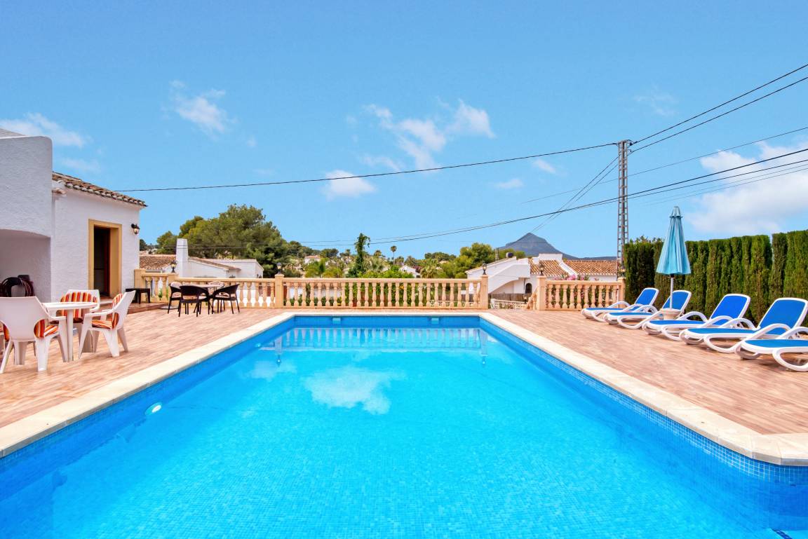 200 M² Villa ∙ 4 Habitaciones ∙ 8 Huéspedes - Jávea