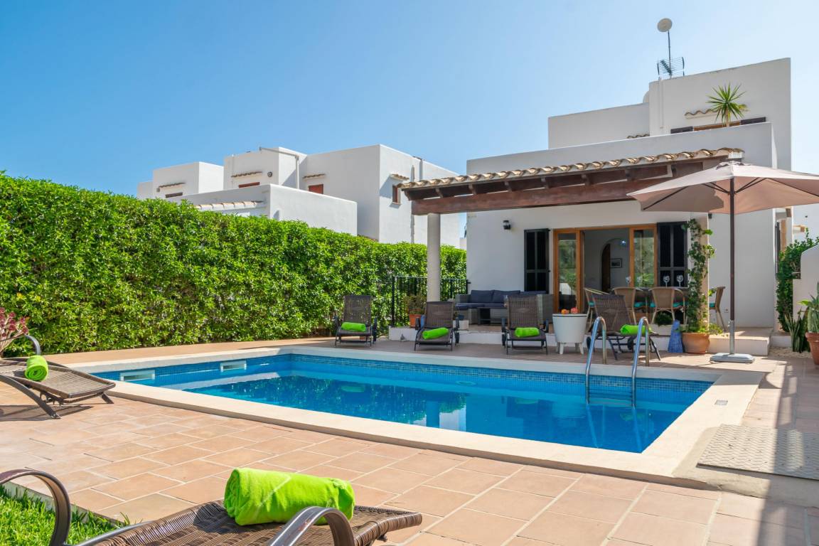 130 M² Villa ∙ 3 Slaapkamers ∙ 6 Gasten - Cala d'Or