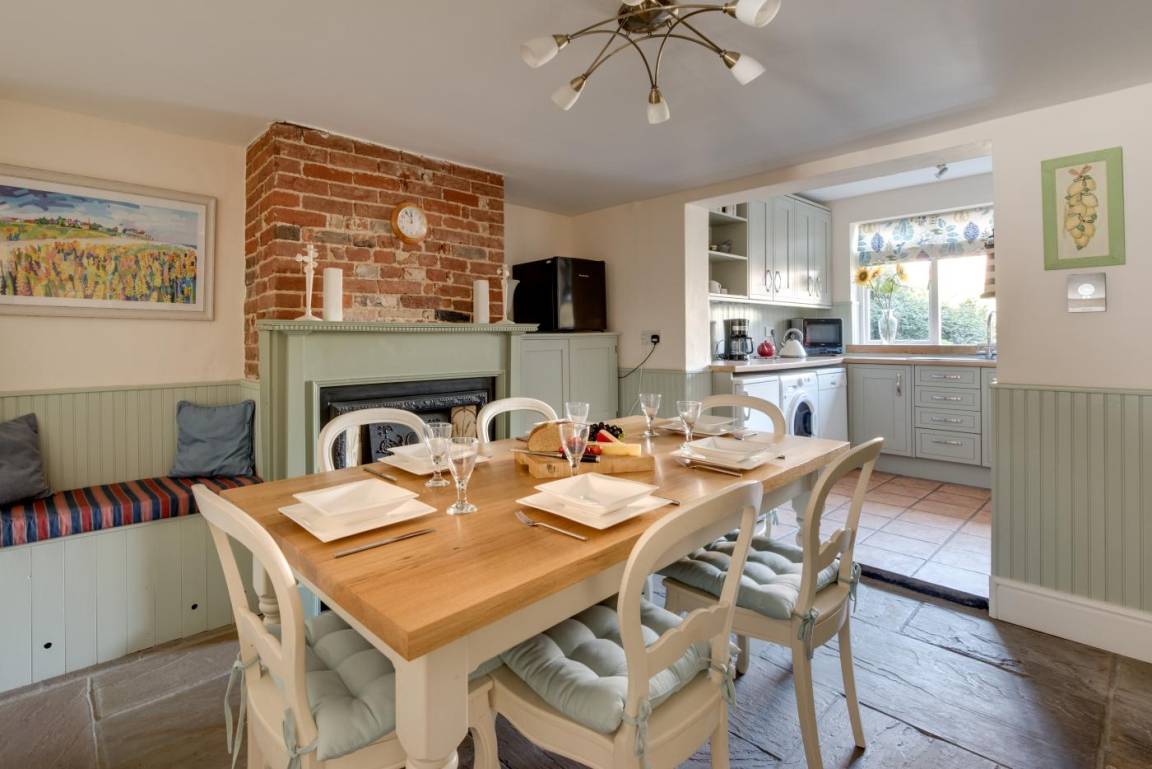 코티지 (자연 속의 작은 별장) ∙ 침실 4개 ∙ 게스트 6명 - 월버스윅