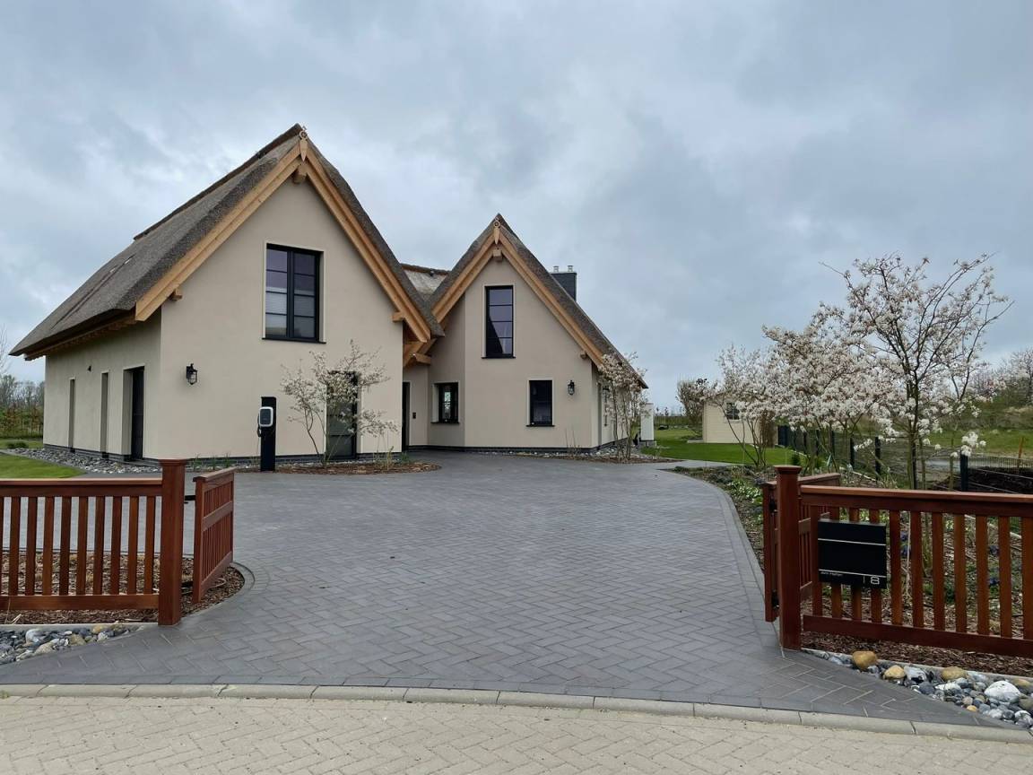 220 M² Ferienhaus ∙ 4 Schlafzimmer ∙ 8 Gäste - Gustow