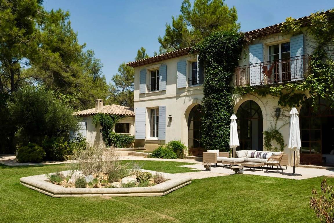 Villa ∙ 5 Bedrooms ∙ 10 Guests - Montpellier