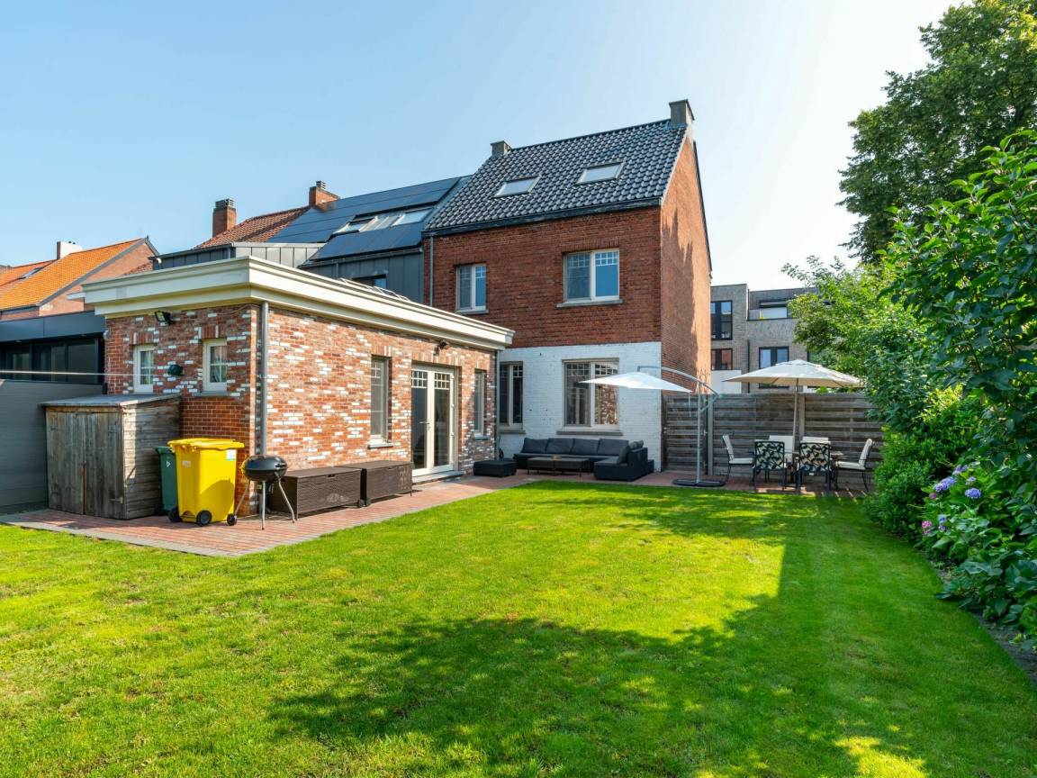 170 M² Villa ∙ 3 Bedrooms ∙ 6 Guests - Mol