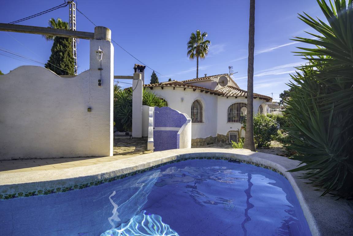 148 M² Villa ∙ 2 Bedrooms ∙ 4 Guests - Calp