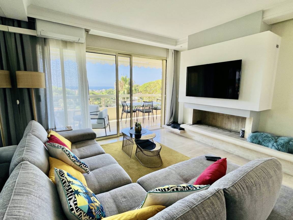 75 M² Apartment ∙ 2 Bedrooms ∙ 4 Guests - Juan-les-Pins