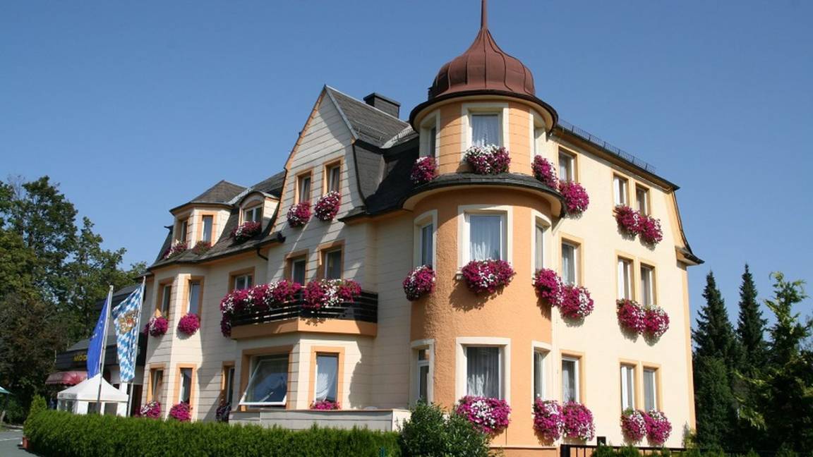Hotel ∙ 2 Guests - Bad Lobenstein