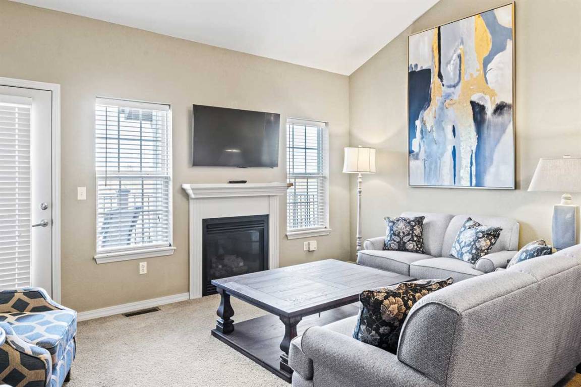 House ∙ 3 Bedrooms ∙ 10 Guests - Branson, MO