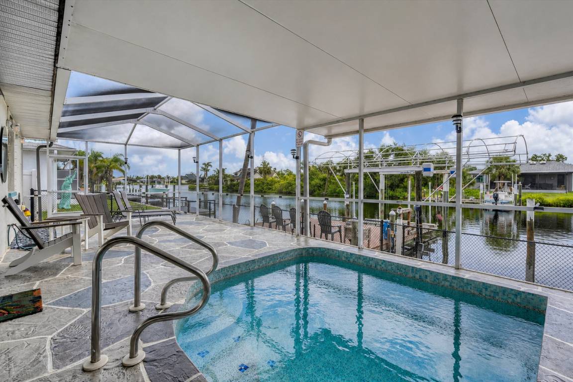 184 M² House ∙ 3 Bedrooms ∙ 6 Guests - Port Charlotte, FL