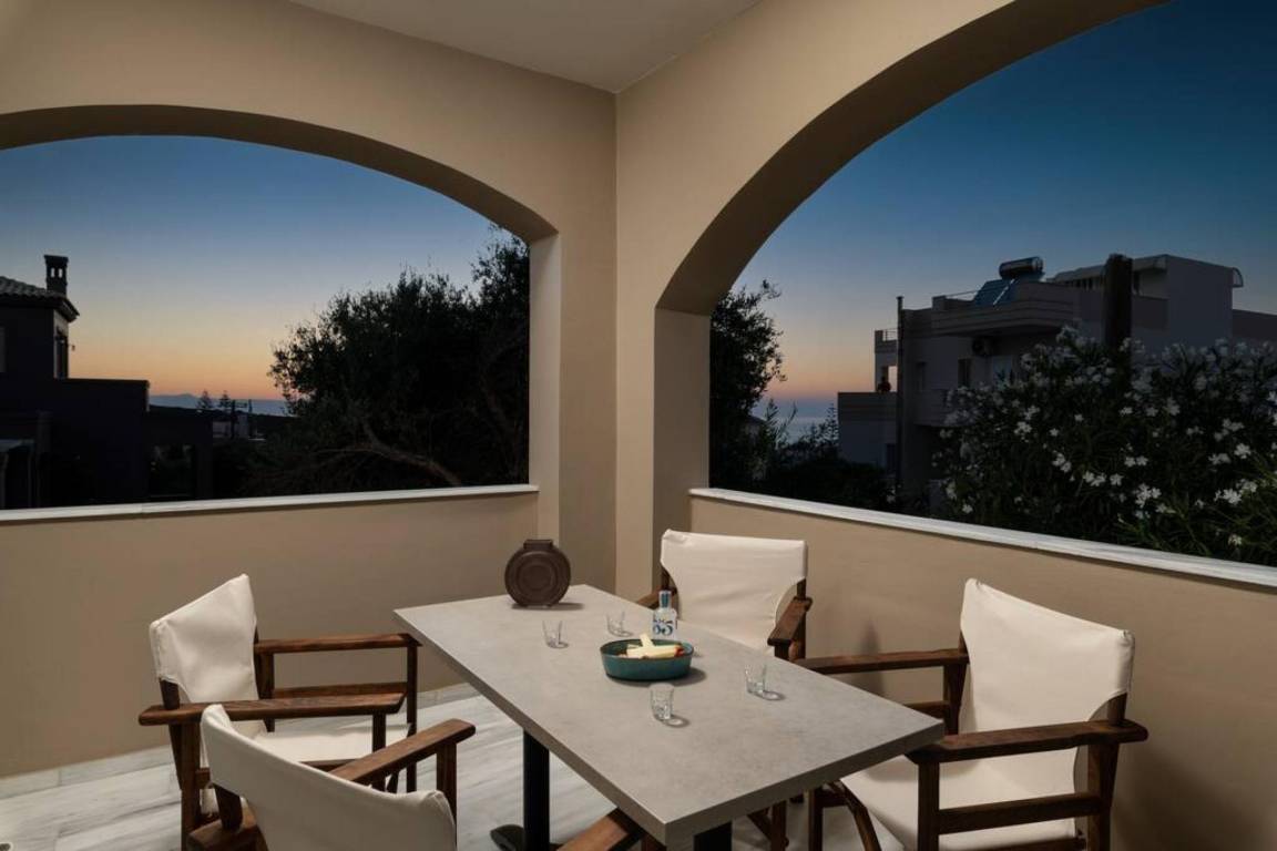 125 M² Ferienwohnung ∙ 3 Schlafzimmer ∙ 6 Gäste - Chania