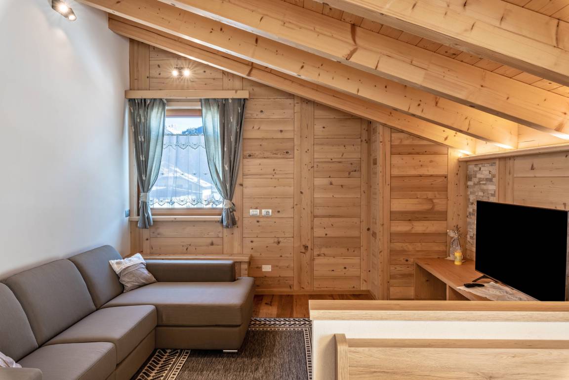 100 M² Apartment ∙ 2 Bedrooms ∙ 4 Guests - Canazei