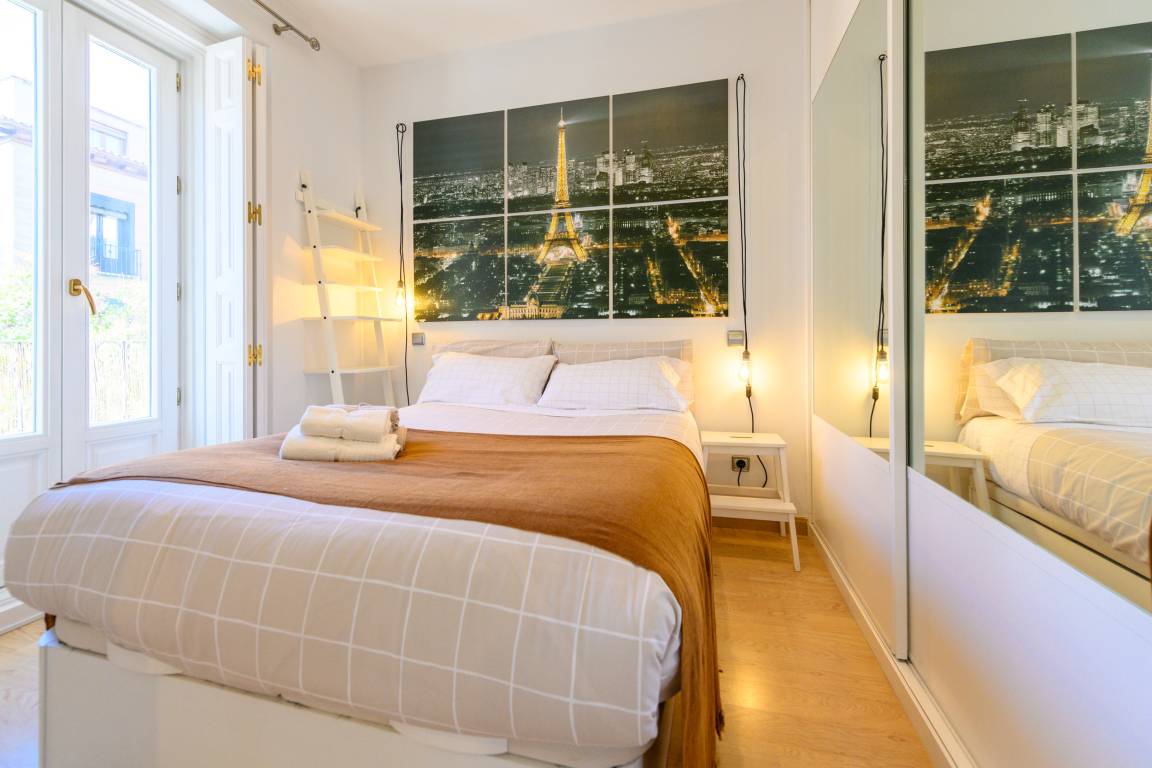 60 M² Apartment ∙ 1 Bedroom ∙ 4 Guests - Madrid