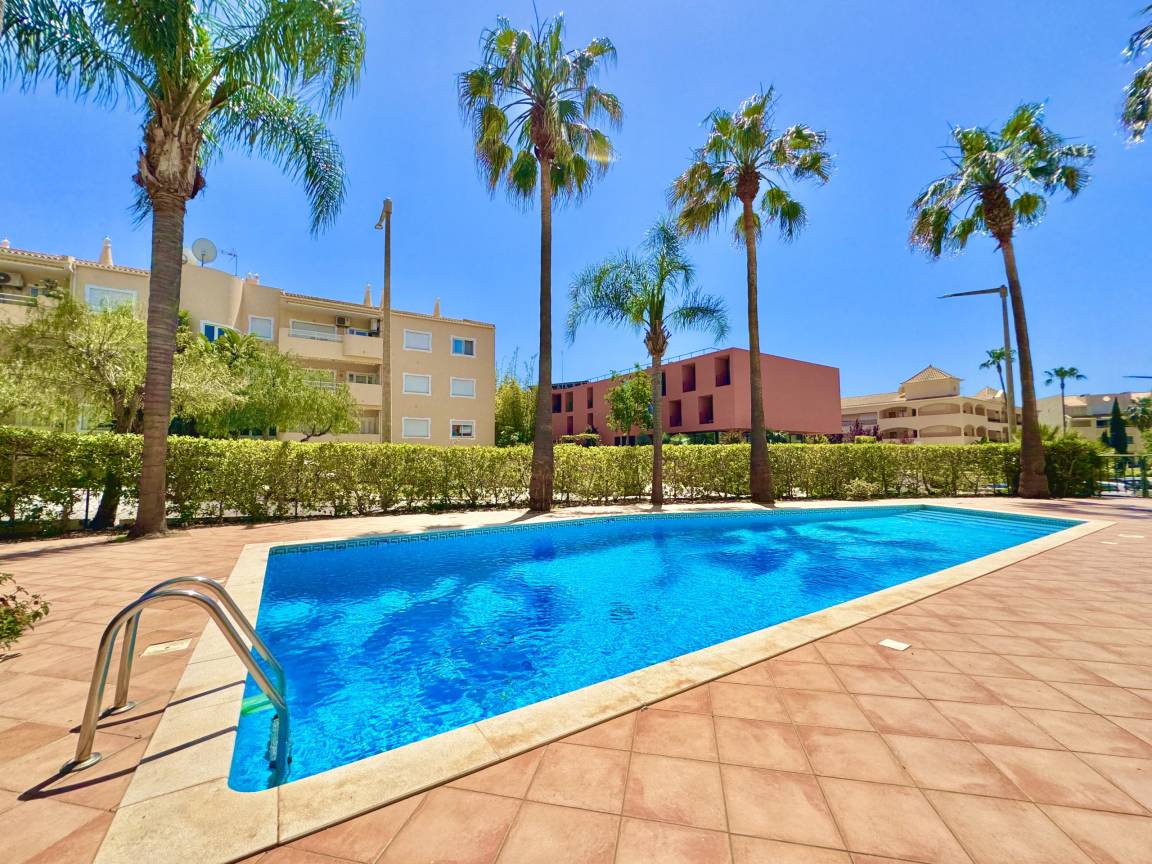80 M² Apartment ∙ 2 Bedrooms ∙ 6 Guests - Quarteira
