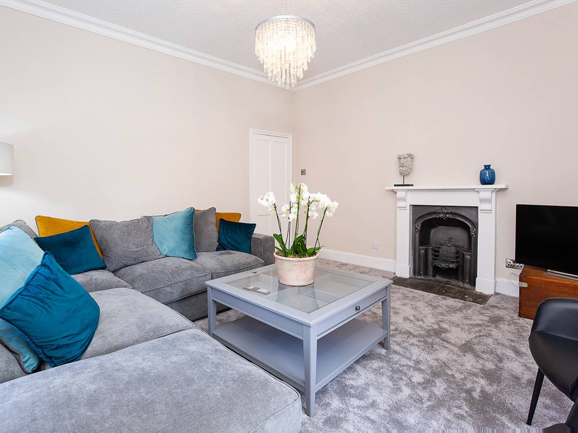 Cottage ∙ 2 Bedrooms ∙ 6 Guests - York