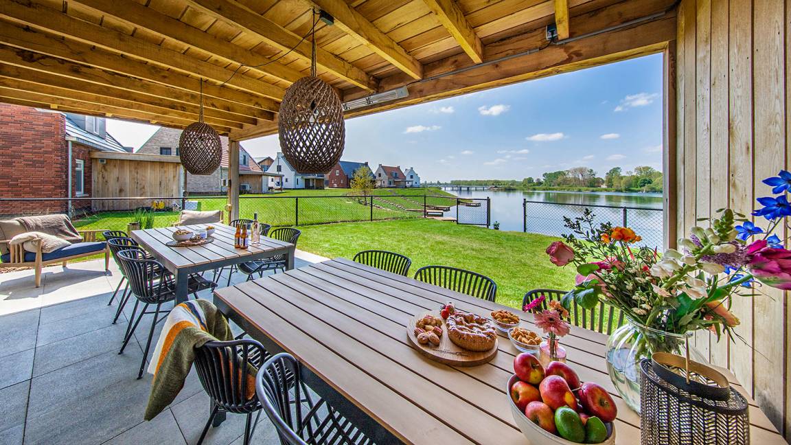205 M² House ∙ 6 Bedrooms ∙ 12 Guests - Weert