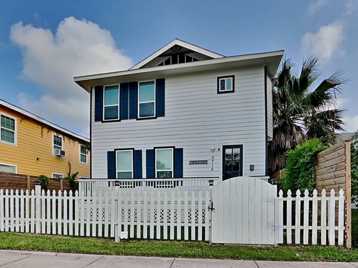 236 M² House ∙ 4 Bedrooms ∙ 13 Guests - Texas