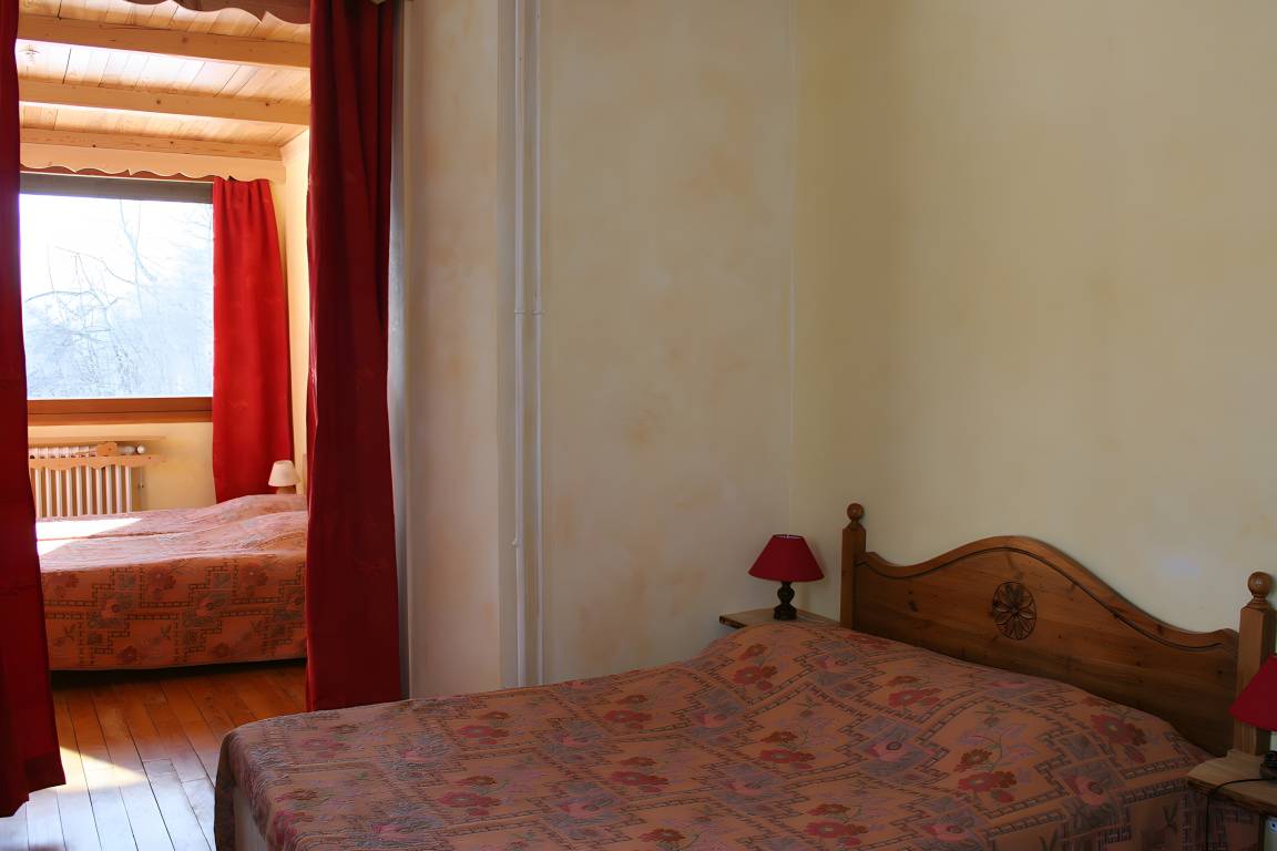 150 M² Cottage ∙ 4 Bedrooms ∙ 14 Guests - Chambéry