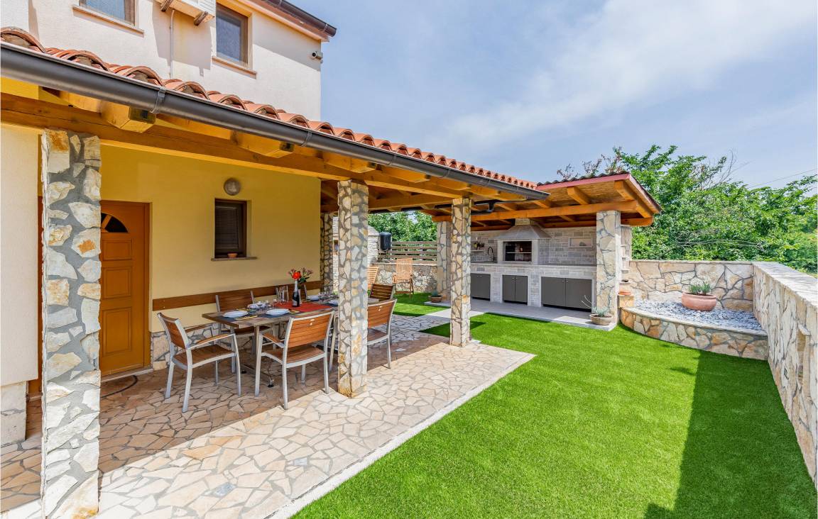 74 M² House ∙ 3 Bedrooms ∙ 6 Guests - Medulin