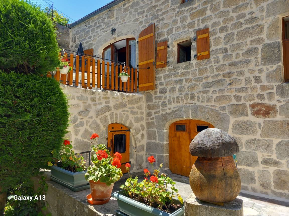 70 M² Maison De Vacances ∙ 2 Chambres ∙ 6 Personnes - Saugues