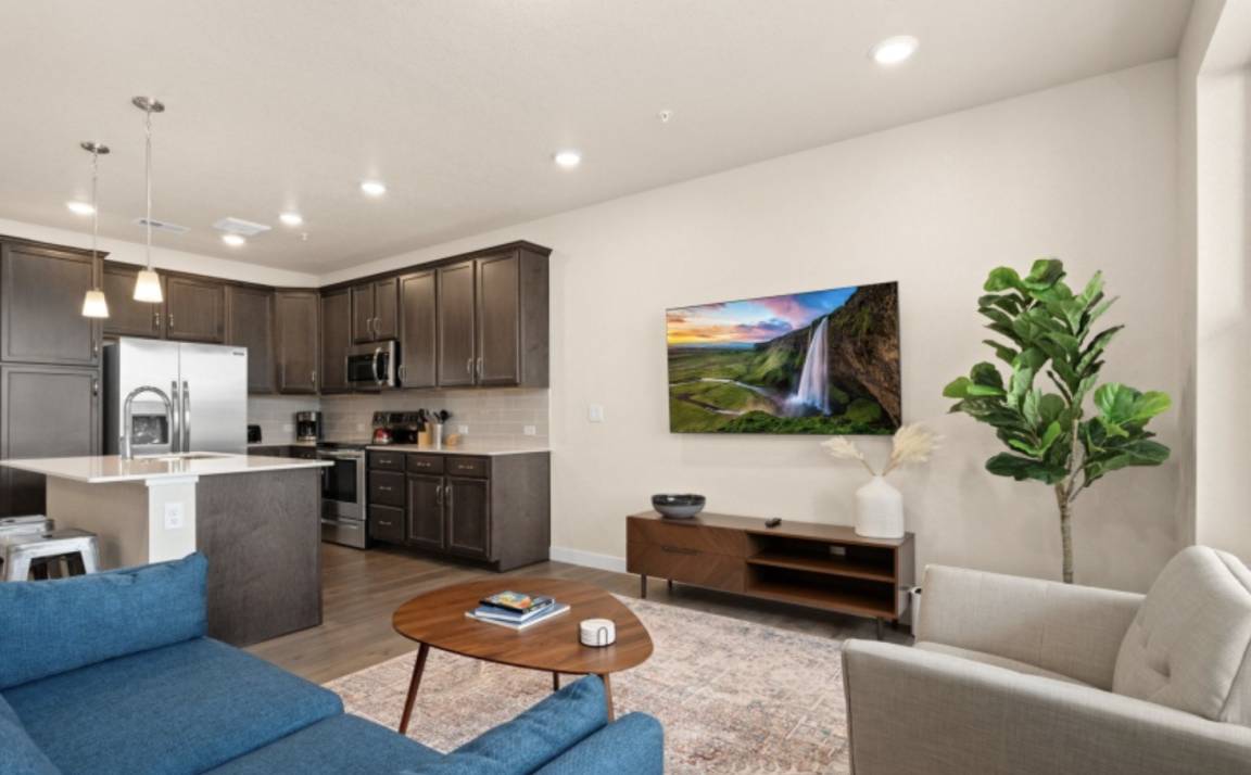 117 M² House ∙ 2 Bedrooms ∙ 4 Guests - Fort Collins, CO