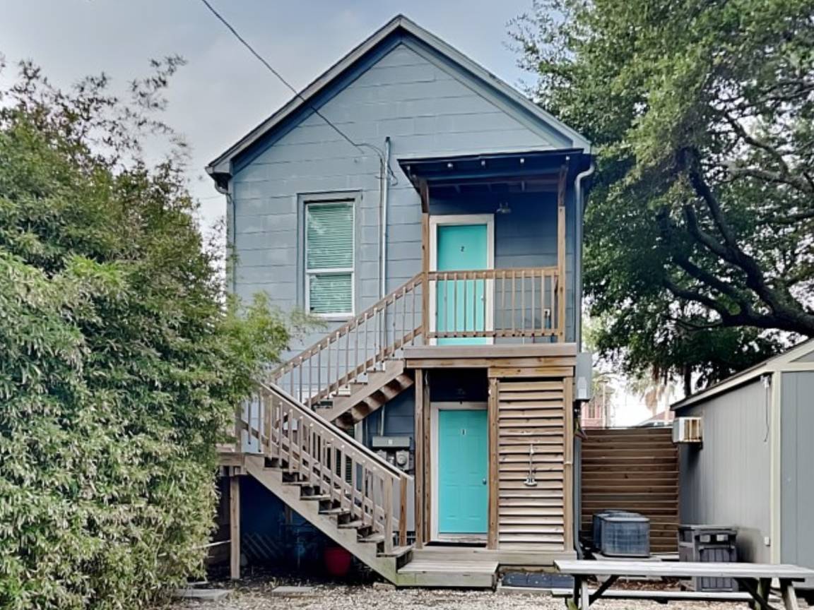 65 M² House ∙ 2 Bedrooms ∙ 7 Guests - Rock & Roll, Galveston