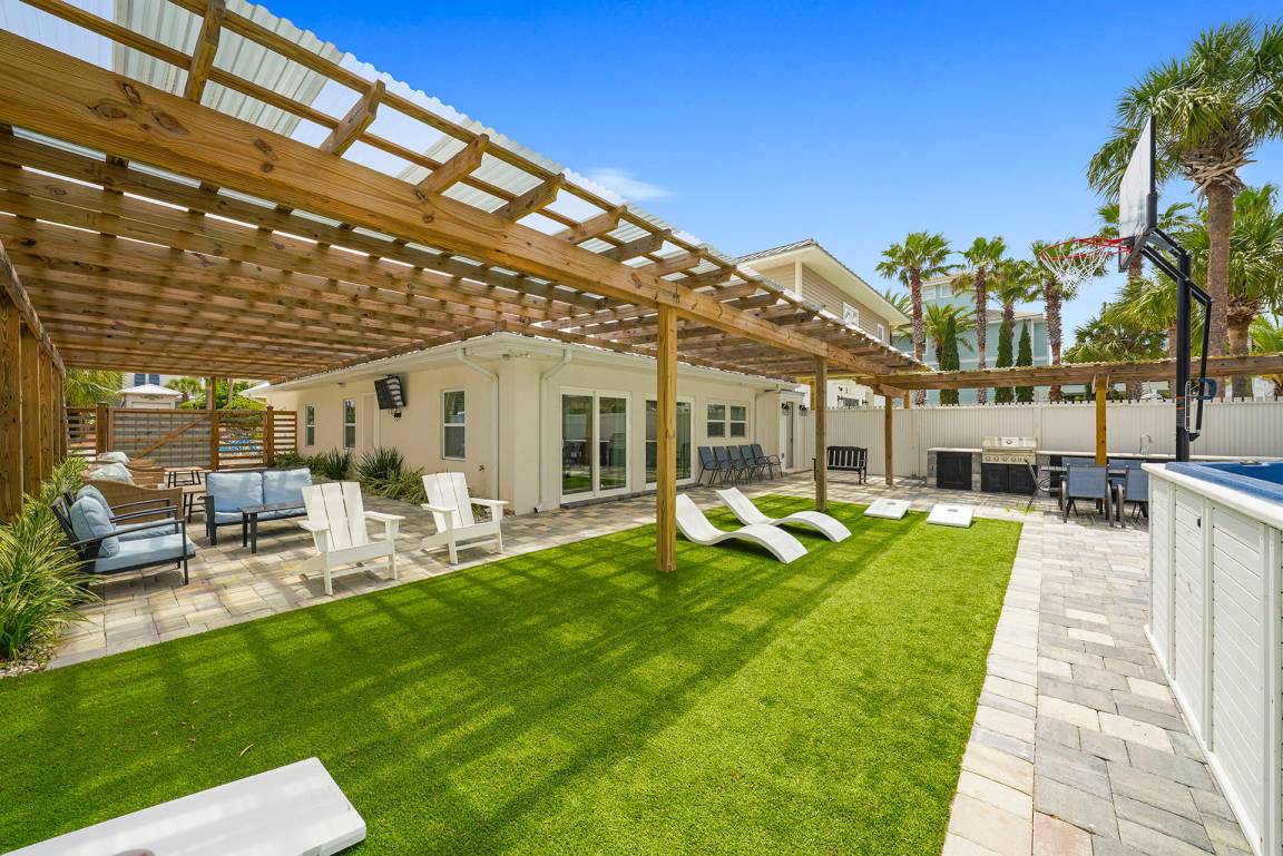 135 M² House ∙ 5 Bedrooms ∙ 18 Guests - Miramar Beach, FL
