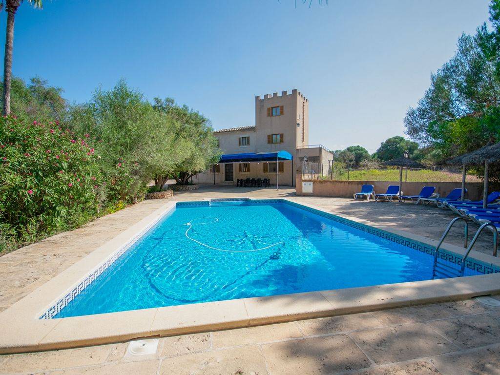 250 M² Apartment ∙ 4 Bedrooms ∙ 8 Guests - Cala Santanyí