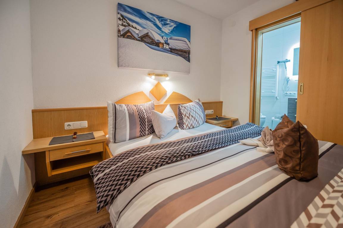 16 M² Hotel ∙ 1 Schlafzimmer ∙ 3 Gäste - Kappl
