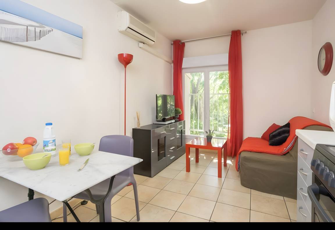 25 M² Appartement ∙ 1 Chambre ∙ 2 Personnes - Frontignan